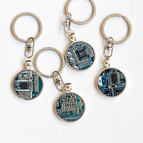 Circuit board keychain - recomputing