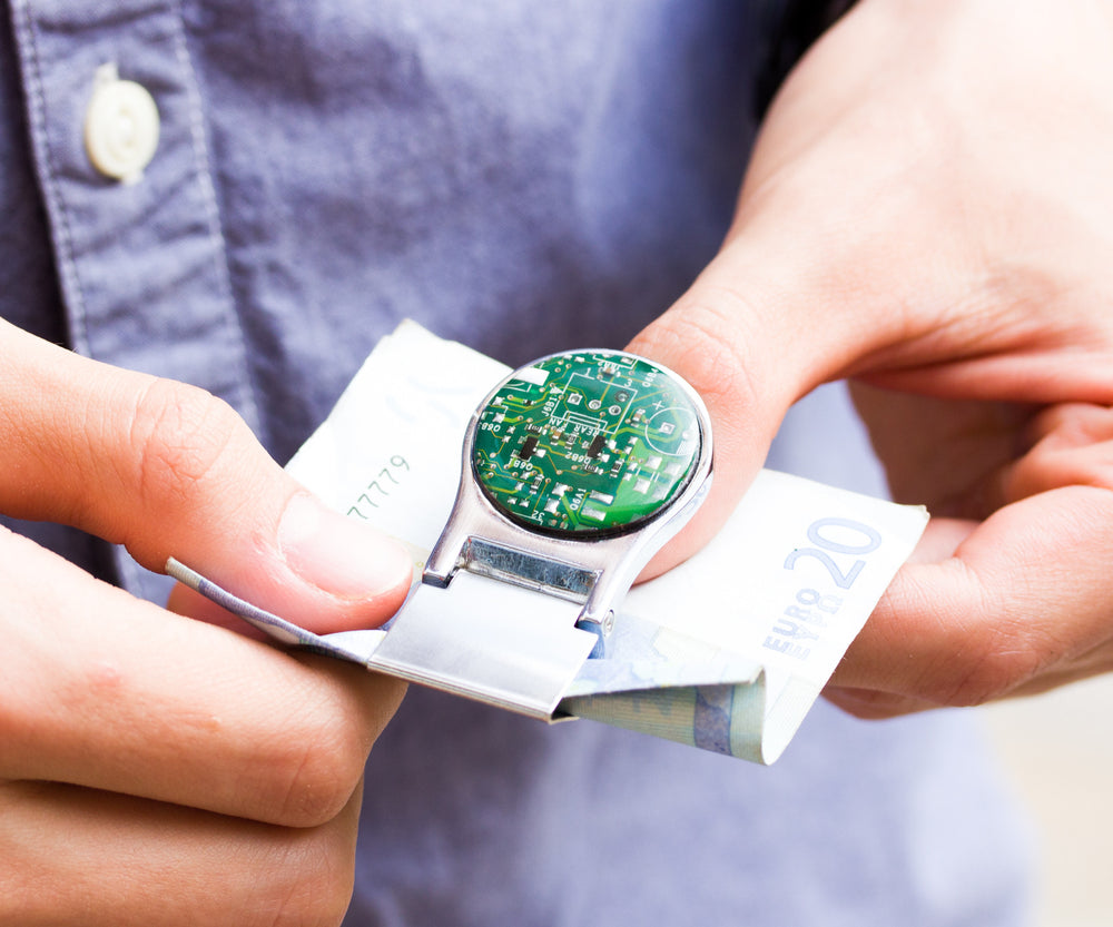 Money clip with circuit board piece - recomputing